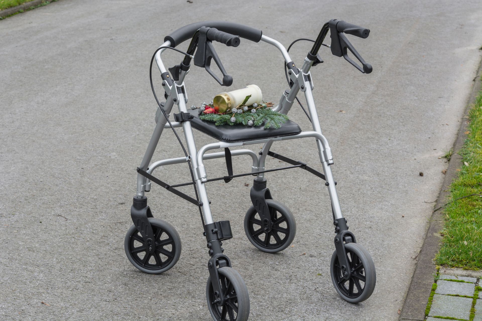 Top Five Rollators with Seats: Your Recovery Companion - The Personal ...
